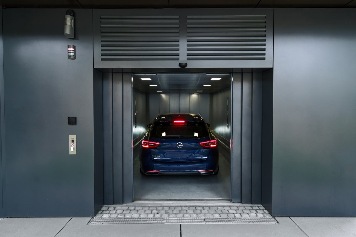 Simplifying Car Lift Planning: Updated Configurators